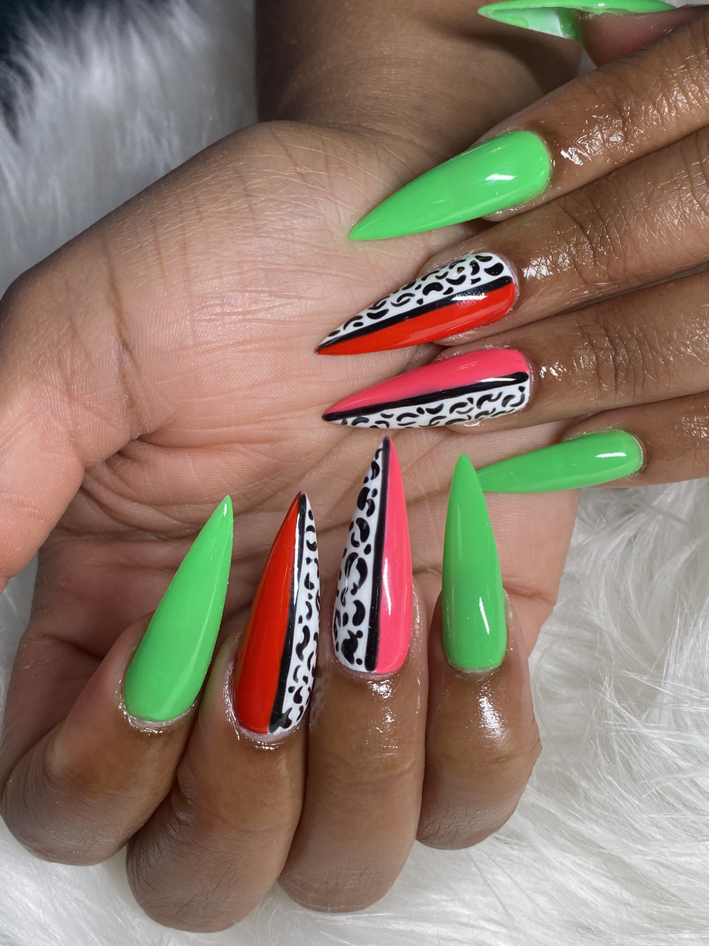 Thehavenbeautynails.com